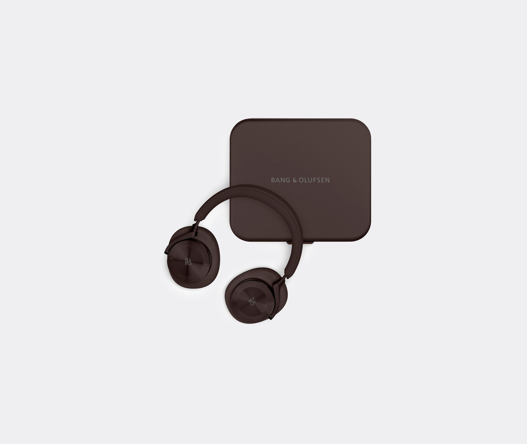 'BeoPlay H95', chestnut by Bang & Olufsen | Audio | FRANKBROS